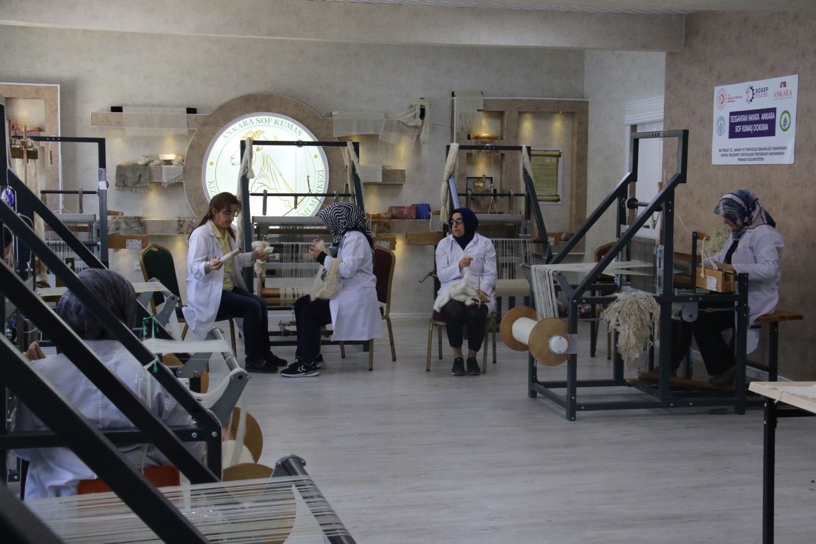 Osmanlı padişahlarının vazgeçilmezi olan ‘sof kumaşı’ yeniden hayat ...